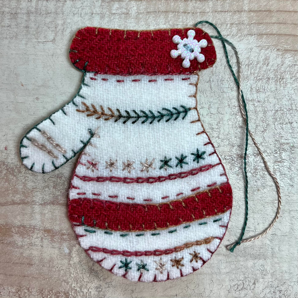 Kit #126 - Wooly Mittens – Blueberry Backroads
