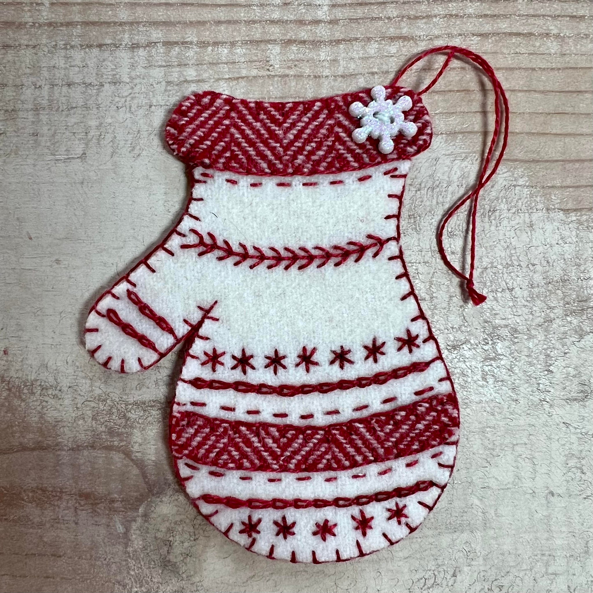 Kit #126 - Wooly Mittens – Blueberry Backroads